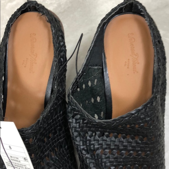 Universal Thread | Shoes | Nwt Black Kallie Woven Heeled Mules | Poshmark